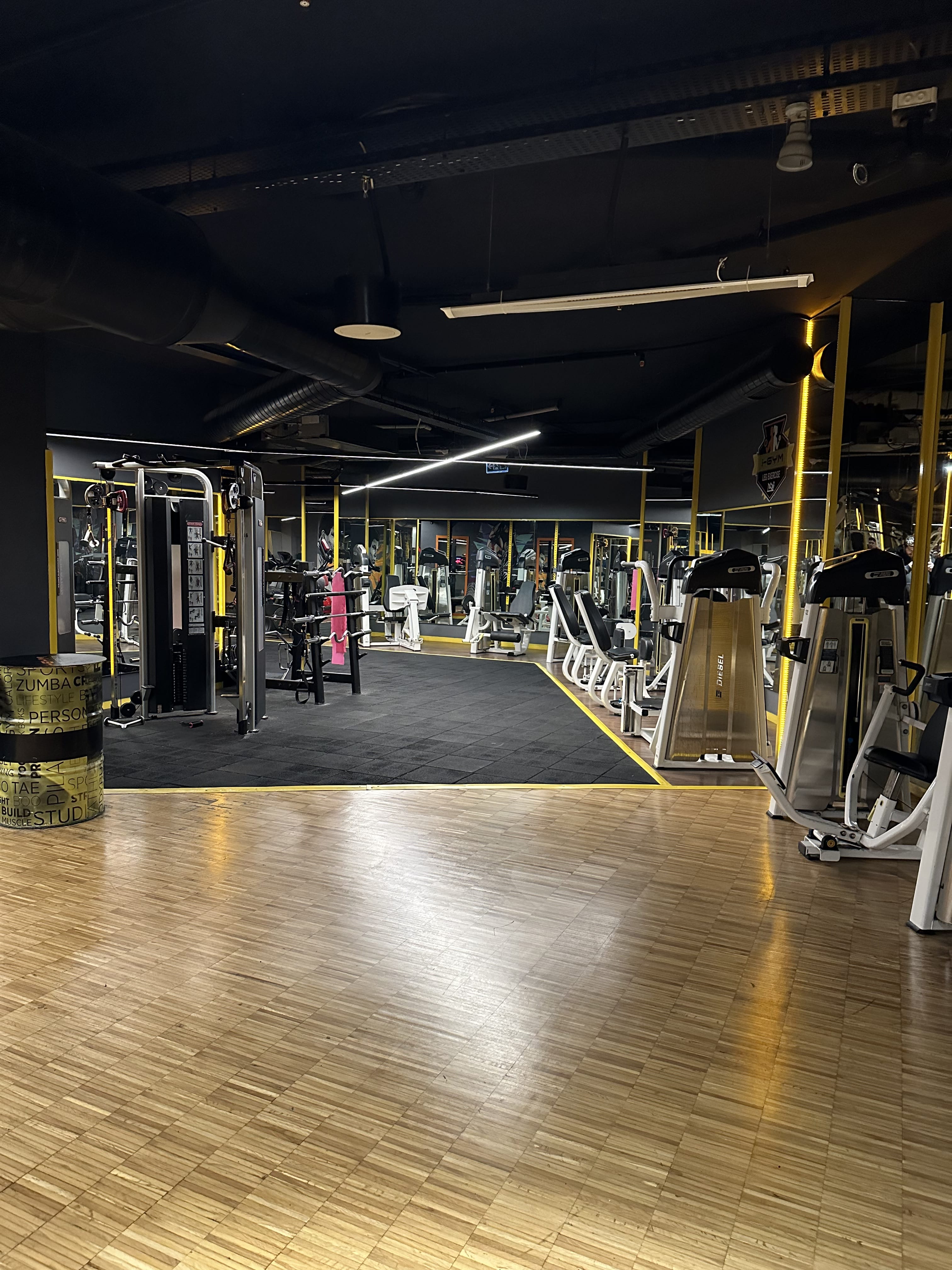 I-GYM Sport Center